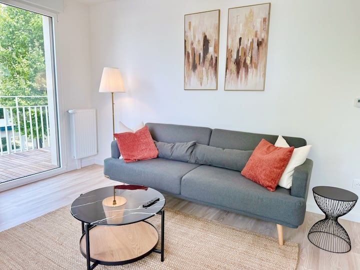 T2 Moderne Avec Balcon + Parking - 15 Min De Paris - Gennevilliers