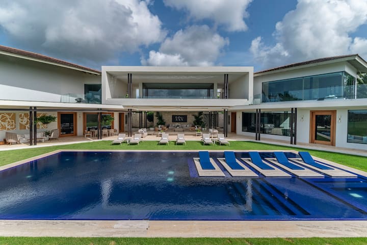 Villa Azurre — A New Standard Of Luxury - La Romana