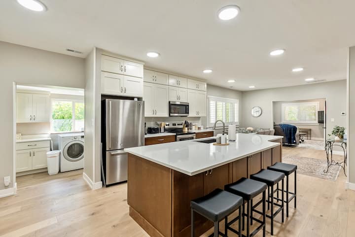 Central/kngbed/3bed - Salt Lake City, UT