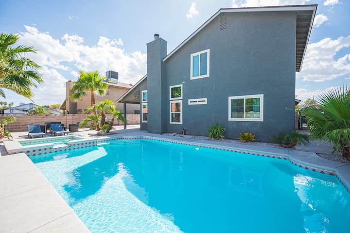 Christmas Vaca W/heated Pool/spa, Bbq, Near Strip - Boulder Station Hotel and Casino