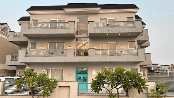 Luxury 18bhk Independent Villa Mohali Large Groups - Sahibzada Ajit Singh Nagar