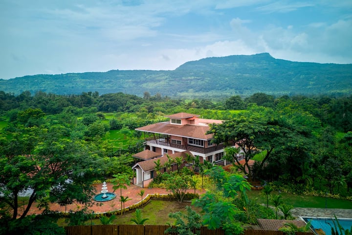 Stayvista At Aaraa Vilas With Bonfire, Pool - Karjat