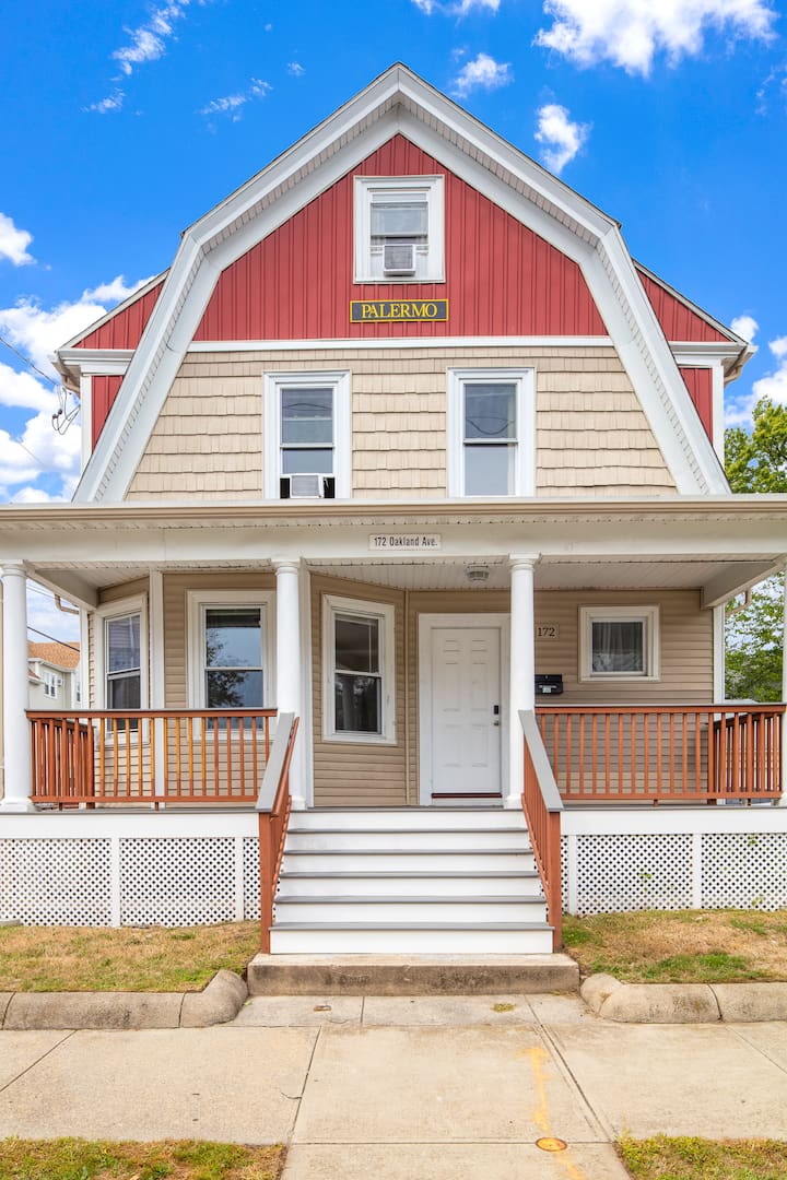 Charming Red Barn Retreat | 8 Private Rooms - Providence, RI