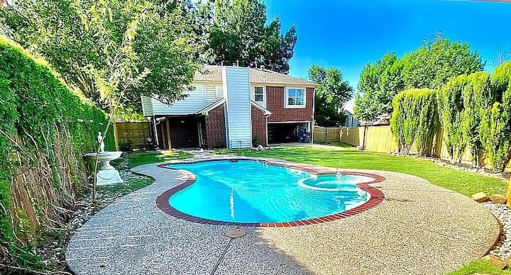 Allen Oasis | Pool • Hot Tub • Game Room - Allen, TX