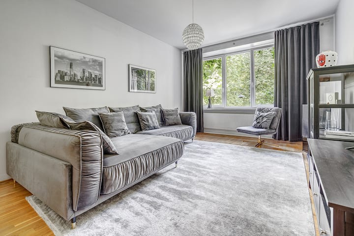 Elegant 2-bedroom In City Center - Vilnius