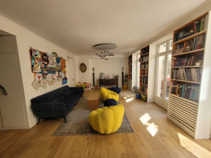 Maison Familiale Avec Terrasse Au Calme – Paris 12 - Paris