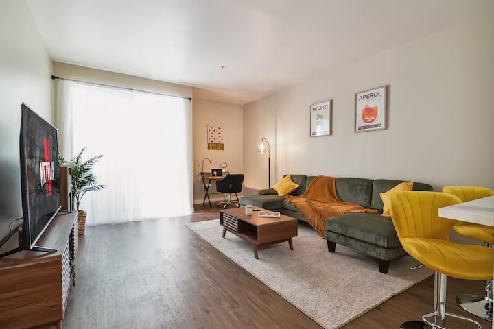 Artistic 1bd Apt In Marina Del Rey / Free Parking - Marina del Rey, CA