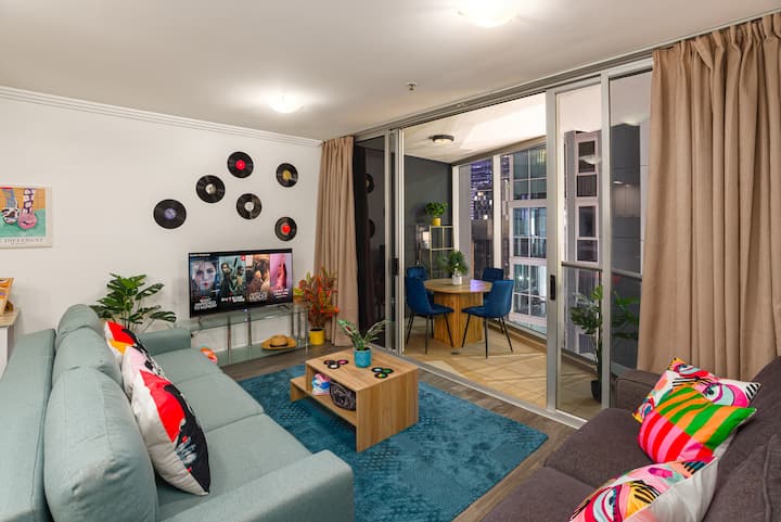 Retro Mania Brisbane Cbd, Sleeps 6, Inc Carpark - Brisbane