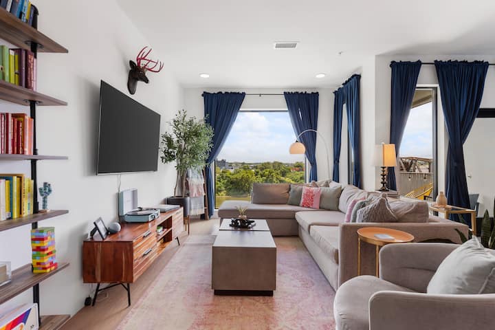 Luxury Riverview- Walk To Broadway -Garage & Patio - Nashville, TN