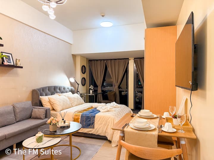 Cozy Salcedo Park Condo W/ Pool & Gym - Manila