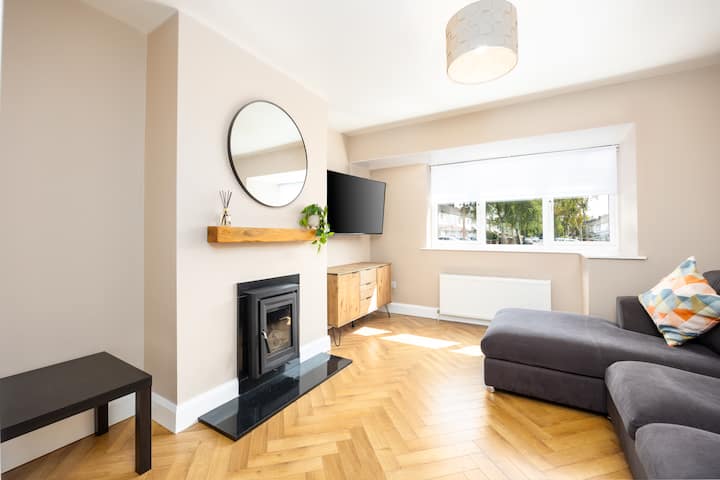 3 Bed Home W/garden By Phoenix Park & Dublin Zoo - Dublin