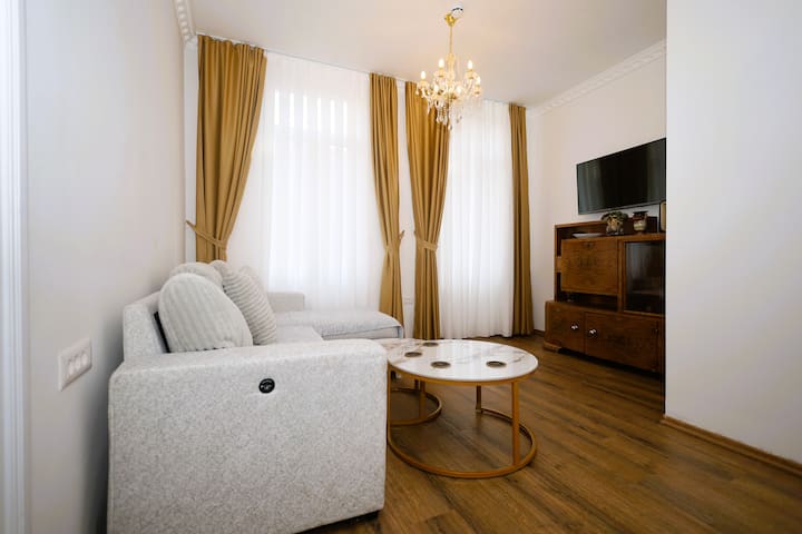 Mon Amie Apartman 4 - Deluxe Balcony - Sarajevo