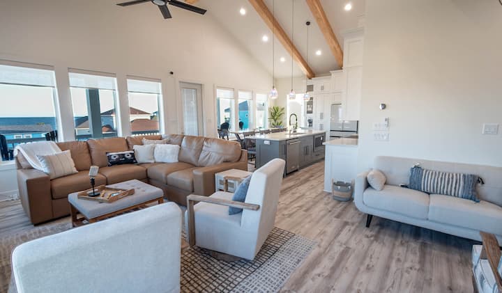 Steps2beach | 6br For 21 W Views, Games & Karaoke! - Crystal Beach, TX