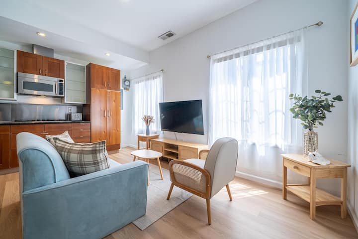 Cozy Designer 3br 7-mins To Oakland Airport - San Leandro, CA
