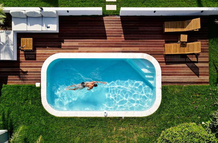 Seaside Villa With Private Pool - Antibes