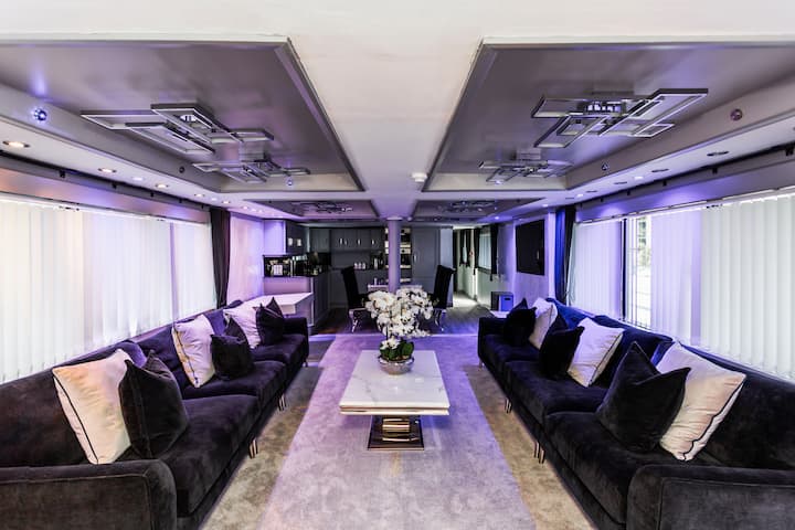 The Only Private Yacht In London - Greenwich