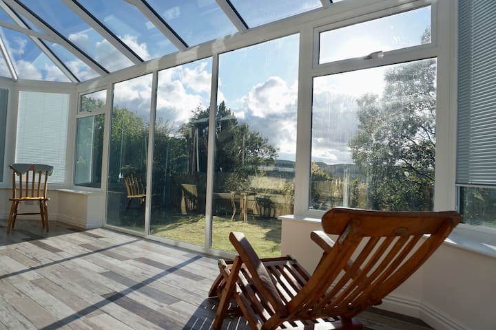 The Peak View - Holmfirth - Holmfirth