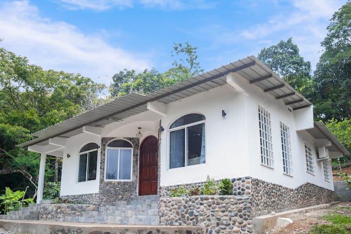 K* Casa Matilde | 2br Santa Fe Retreat By River - Panama