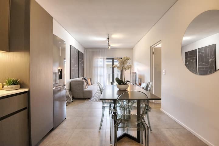 Modern Luxury | Gym & Pool | Netflix - Sandton