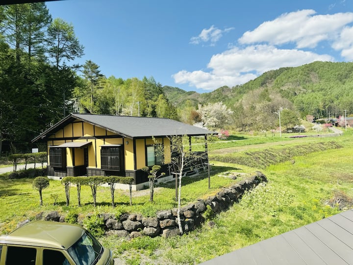 星空と自然を満喫できる一棟貸切の無人宿｜Wifi完備｜6名｜coco開田高原 - Kiso