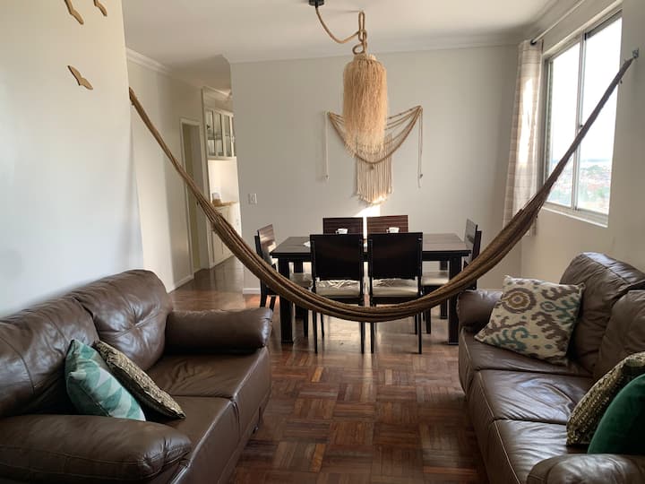 Apto Amplo E Artístico Com Redes Em Belém - Belém