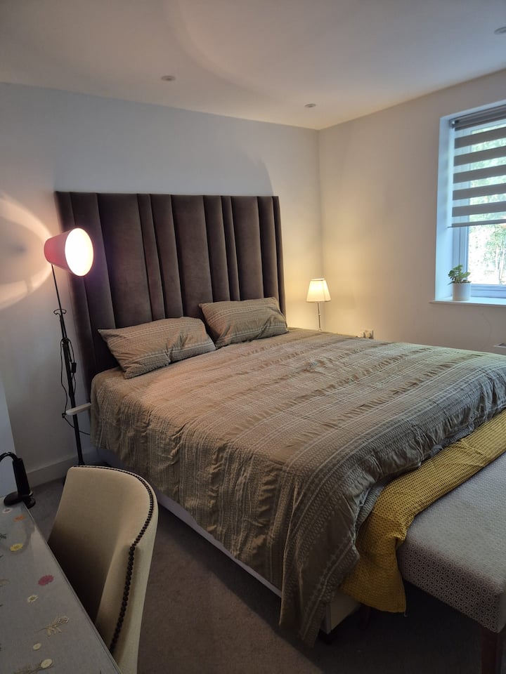 Luxury 3 Br Only Upper Portion| Wembley ! Parks 6 - Harrow