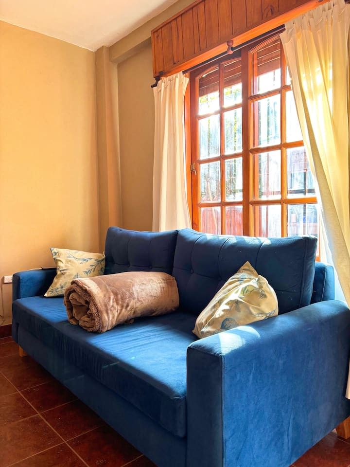 Spacious And Lovely House, W/shared Pool - Chascomús