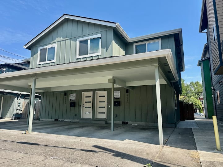 Duck Den -
3br Near Uofo Campus - 尤金