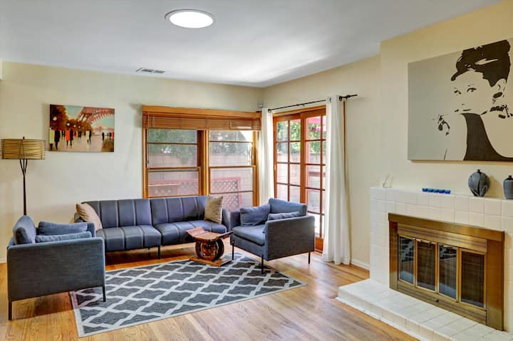 Prime Entire House Stay-15 Min To Universal - Swinger, Tarzana