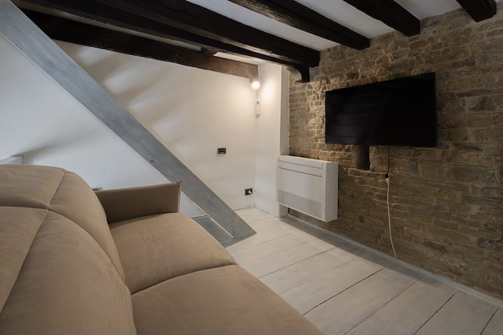 Torre Medievale Del 1200 – Appartamento Privato - Florenz