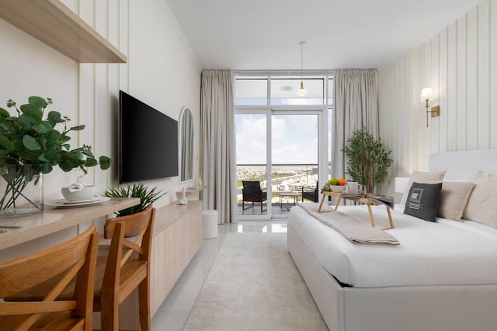 Stylish Studio W/ Top Facilities In Damac Hills - Dubai