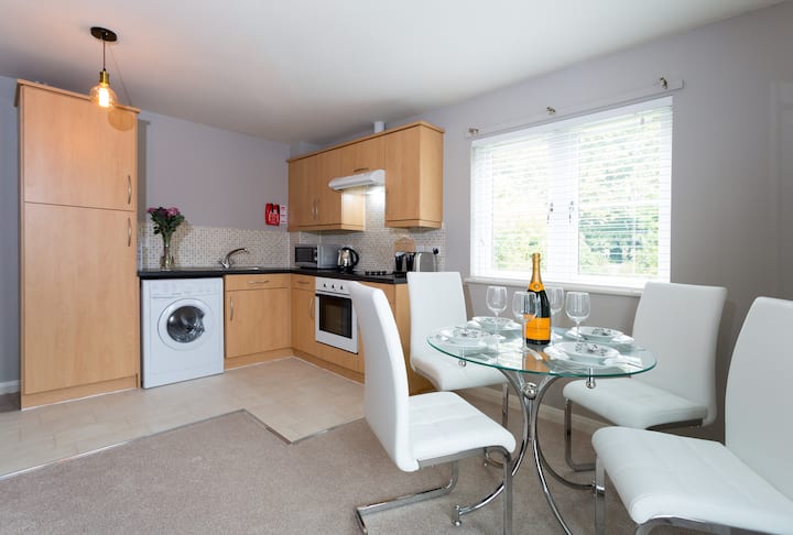 Stylish 2br In Headington | Jr, Manor & Shops - Oxford