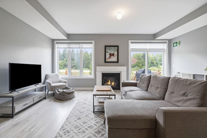 Crosswinds Retreat: Steps To Blue Mtn For 8 Guests - Collingwood