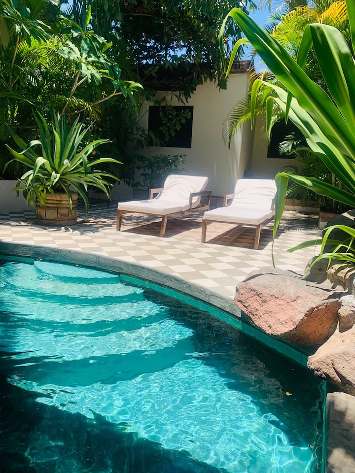 Modern 2br Villa En-suite Baths, Quiet Garden Pool - Nicaragua