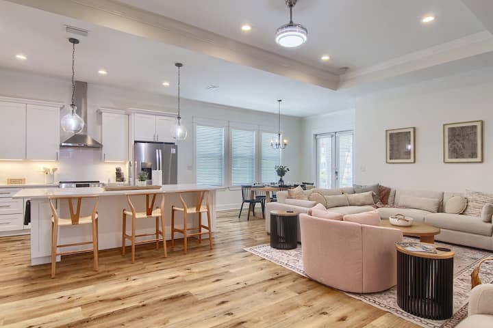 Bella Vista/owa, Tropic Falls/ 7 Mi. To Beach - Foley, AL