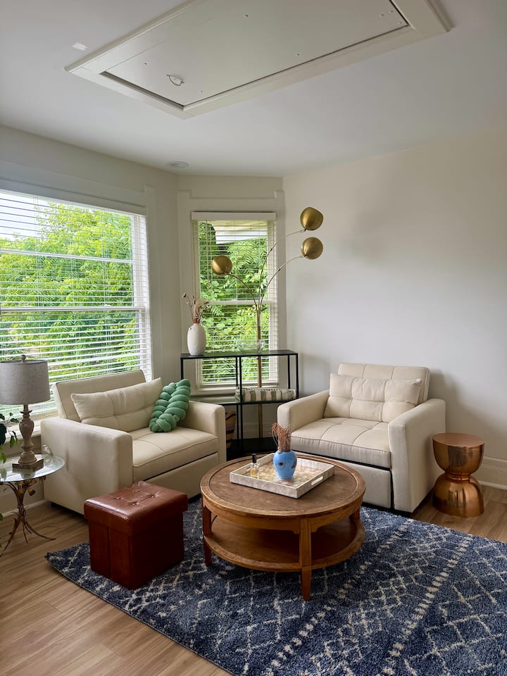 East House Mke Upper - Milwaukee