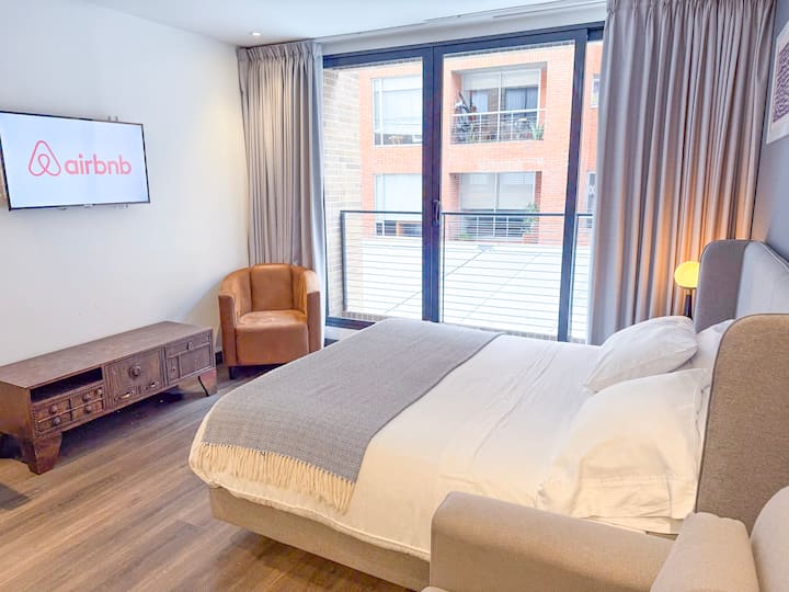 Lujoso Apto Wi Fi Veloz Con Parqueadero Chapinero - Meta