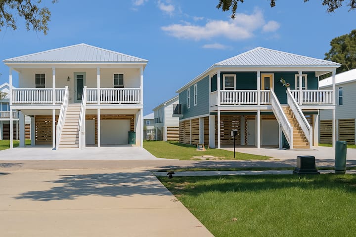 Two Side By Side Beach Homes 10 Bedrooms Sleeps 26 - 빌럭시