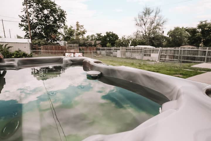 Co9. (House) Denver Fun! - Denver, CO