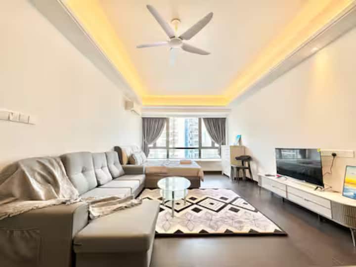 R&f Seine Region Phase 2•studio/2pax•ciq•cityview - Woodlands