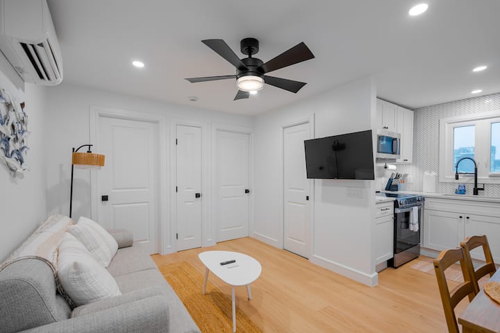 New! 2br For 6 –Renovated Gem Steps From The Beach - Seaside Heights, NJ