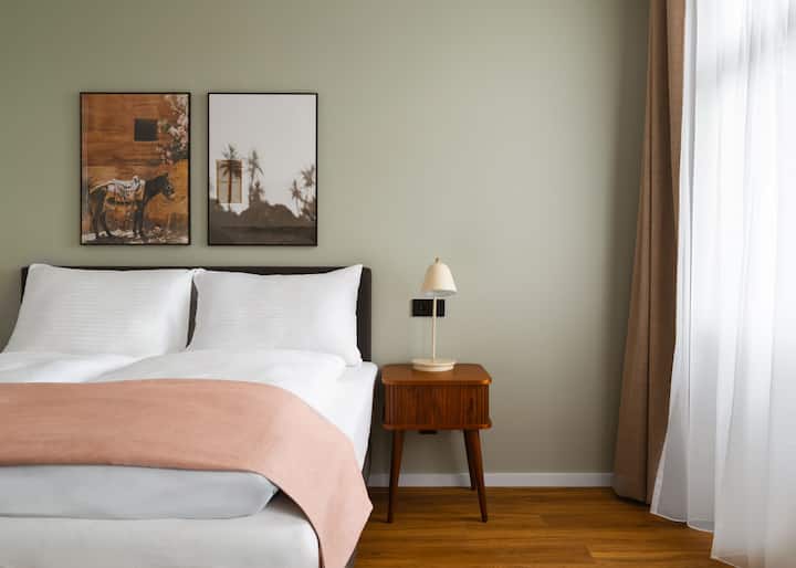 Berlin Weserstr. (Friedrichshain) | Queen Room - Berlin