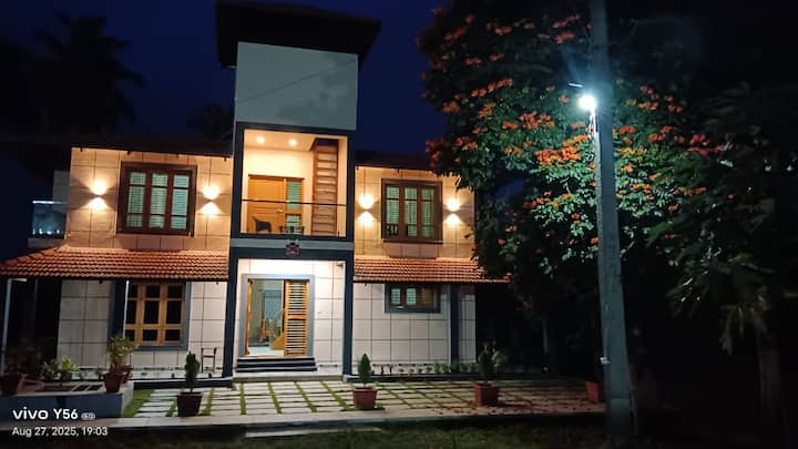 Jawni - Our Srirangapatna Farm Home - Srirangapatna