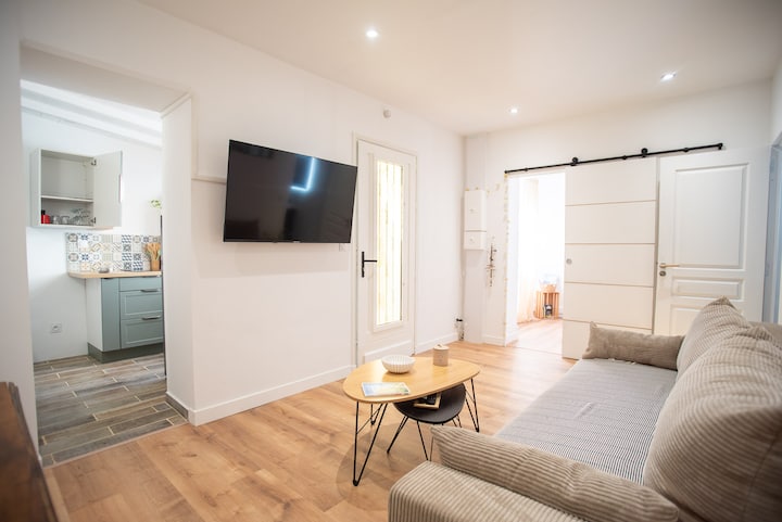 Marseille L’estaque Appartement Cosy Avec Cour - Le Rove