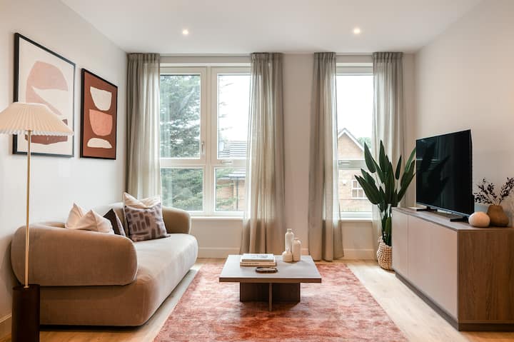 Cozy One-bedroom Flat In Central Bermondsey - London