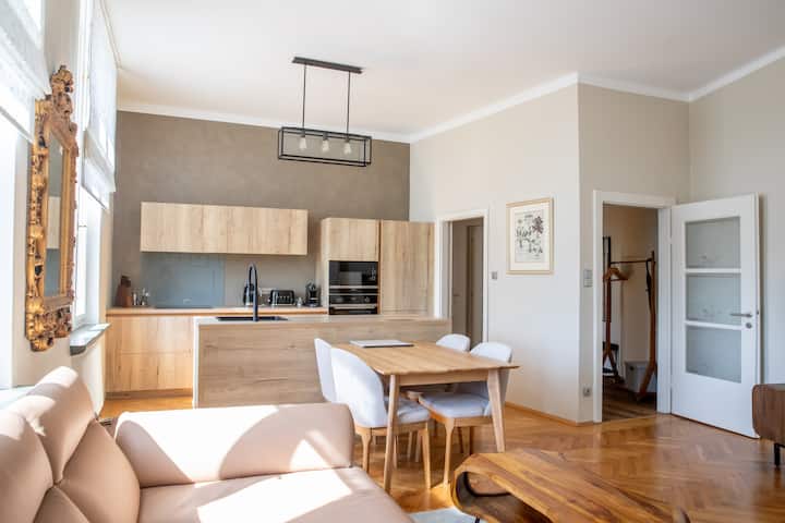 Husova 87 – Magnolia Suite - Liberec