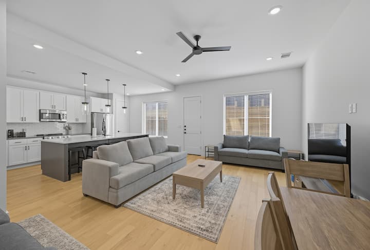 The Urban @ College Station By Texas A&m Sleeps 16 - 브라이언