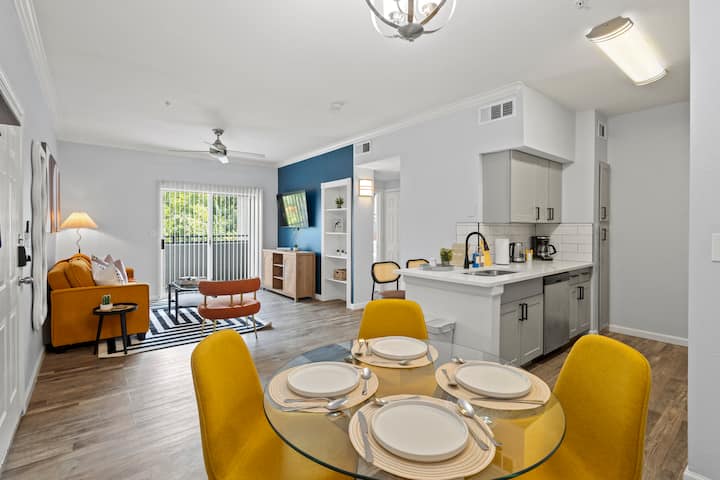 Lux 1br | Gym, Bbq| Near Med District & Nightlife - Dallas, TX