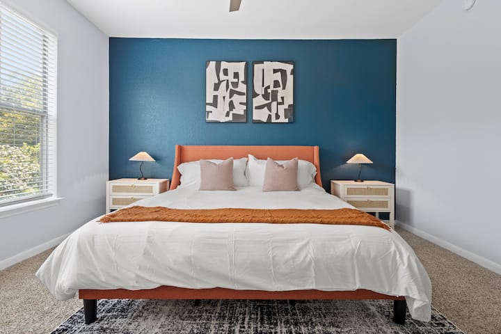 Lux 1br | Gym, Bbq| Near Med District & Nightlife - Dallas, TX
