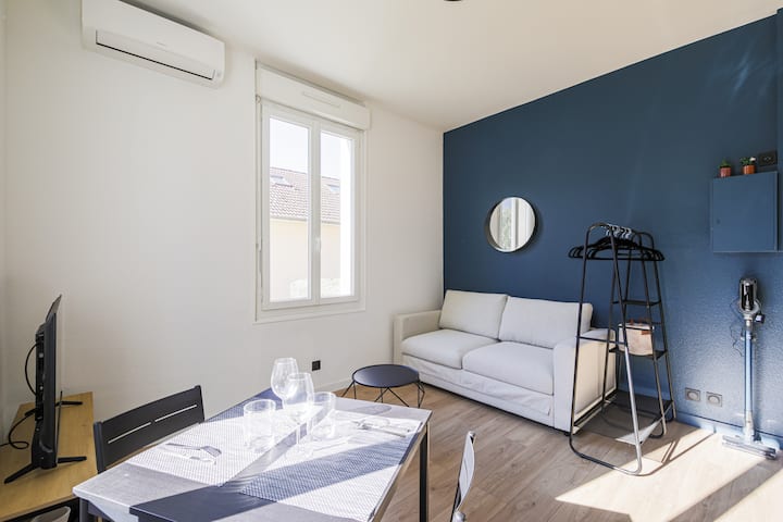 Le Croizat. Parking. Clim. Buanderie - Gières